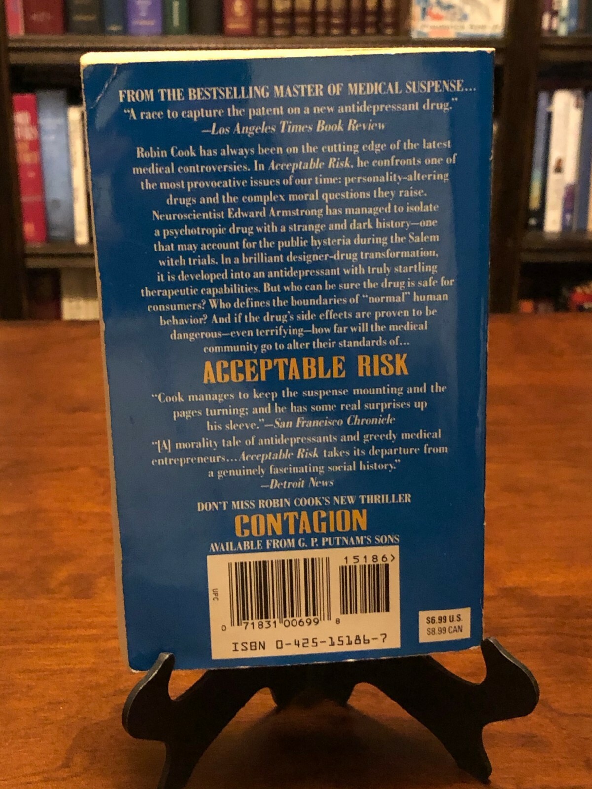 ACCEPTABLE RISK by Robin Cook (1ST BERKLEY EDITION) VG CONDITION | eBay