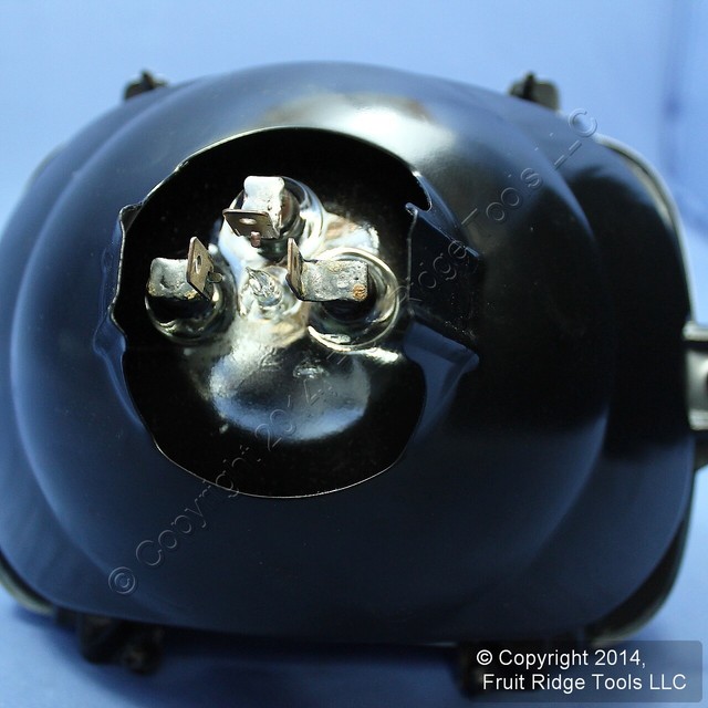 General Motors GM OEM Headlamp Assembly 25949657 NOS for sale online | eBay