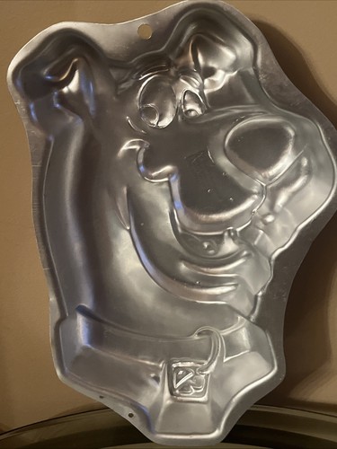 Vintage WILTON Scooby Doo Cake Pan Dog Shape Baking Parties 2105-3206 ...