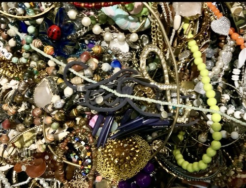 DIY Repurpose Lots Tangled Junk Drawer Jewelry Unsorted Treasure Chest ...