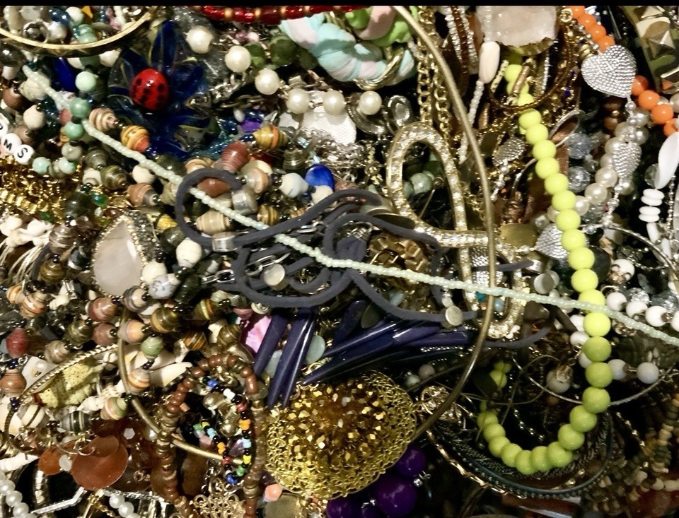 Mixed Jewelry Lots Tangled Junk Drawer Jewelry Unsorted Treasure Chest ...