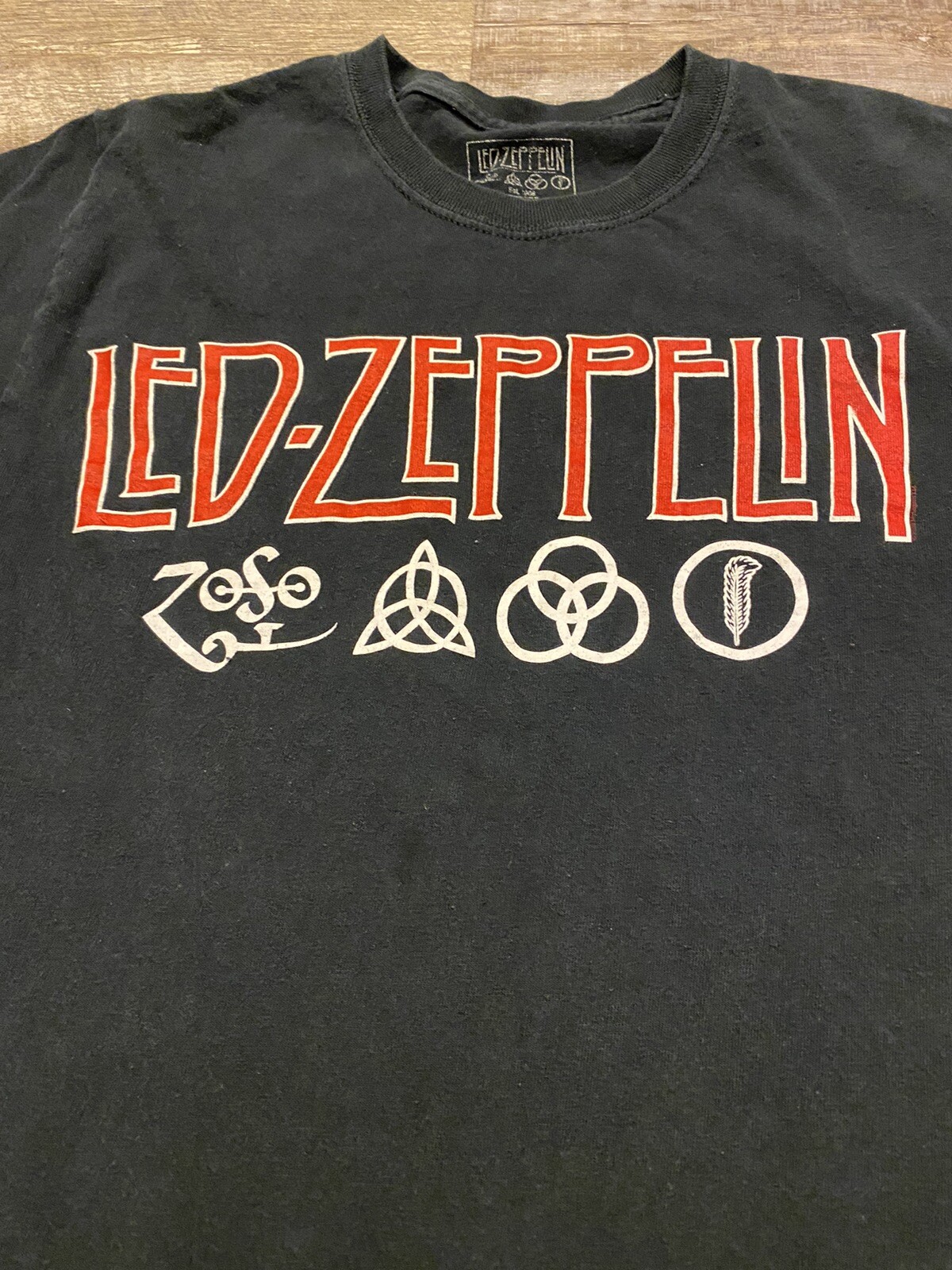 Led Zeppelin Zoso Album 4 symbols Logo 2011 Graphic B… - Gem