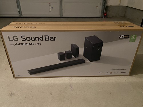 LG SP7r 7.1 Channel Sound Bar With Rear Speaker Kit With Meridian ...
