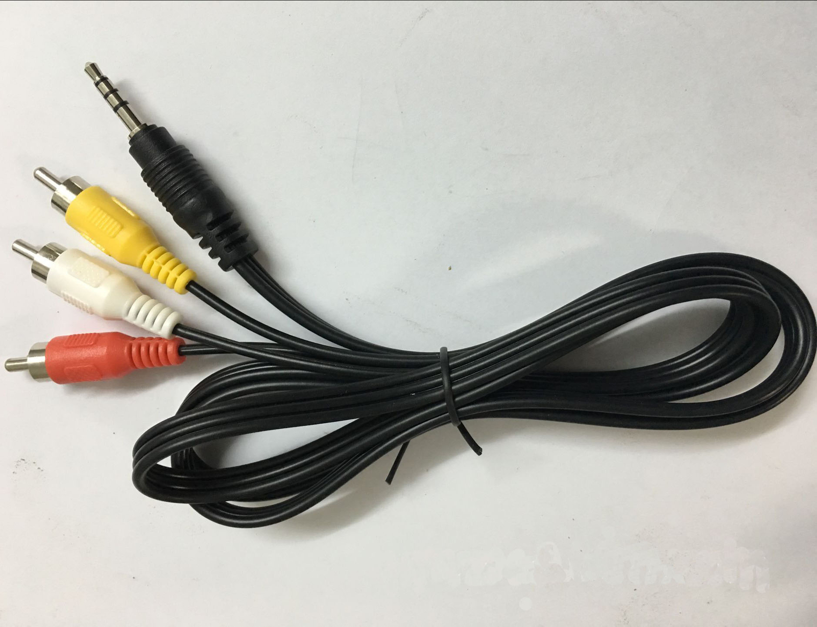 3.5mm Mini AV to 3 RCA Male Adapter Audio Video Camcorder Cable Cord ...