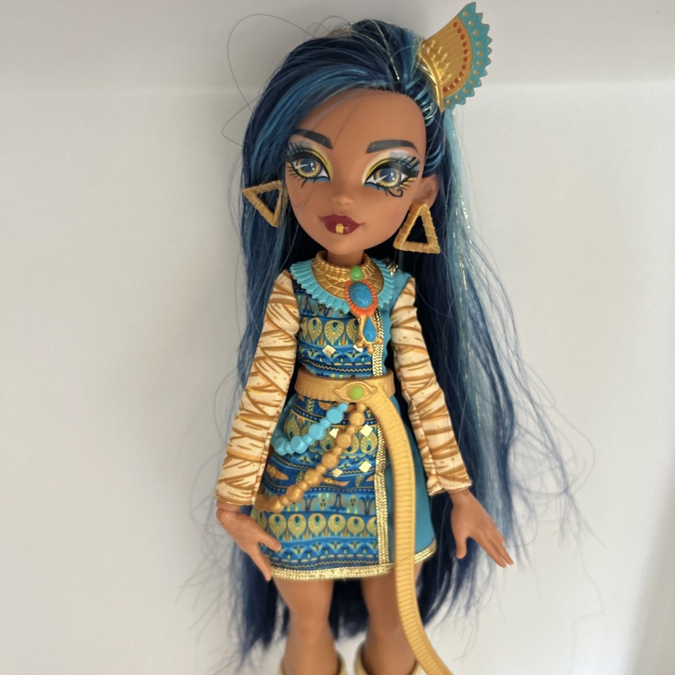 Mattel Monster High Doll - Cleo De Nile with Pet TUT - G3 Reboot 2022 ...