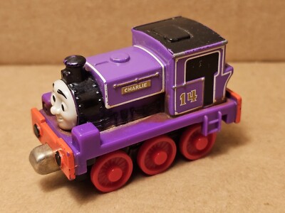 2011 Thomas & Friends Take-N-Play Diecast Charlie Train Engine Magnetic ...