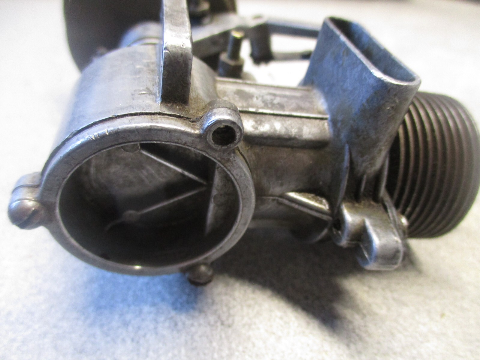 HERKIMER .29 MOHAWK 1947 CHIEF SPARK IGNITION MODEL AIRPLANE ENGINE ...