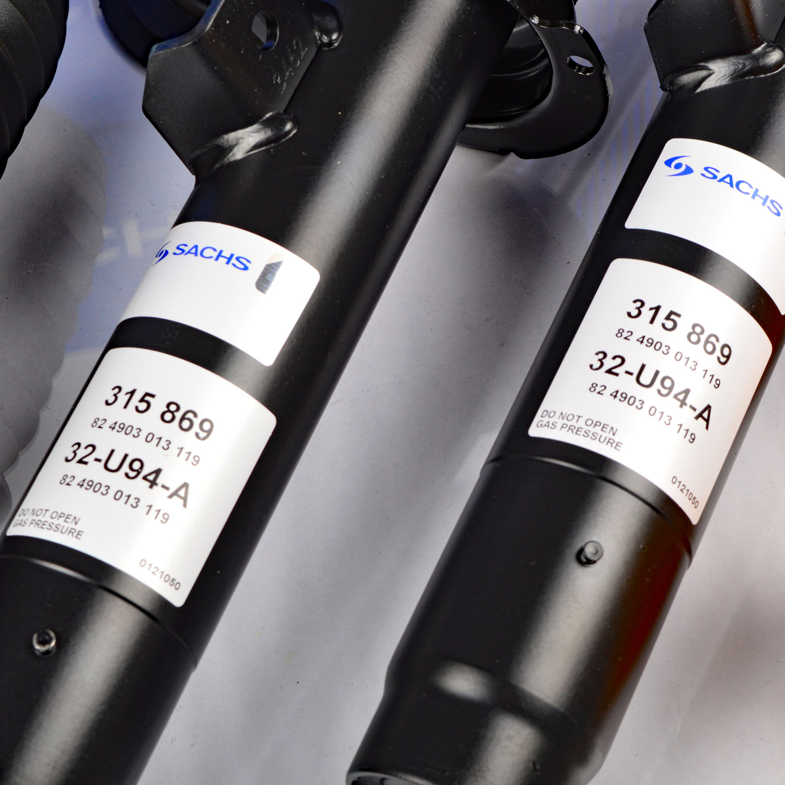 2x SACHS Stossdämpfer Set + Service-Kit für BMW F20-F23 F30-F36 OE ...