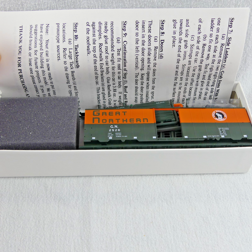 InterMountain Ho Scale 12 panel 40' Great Northern Boxcar kits x3 ...