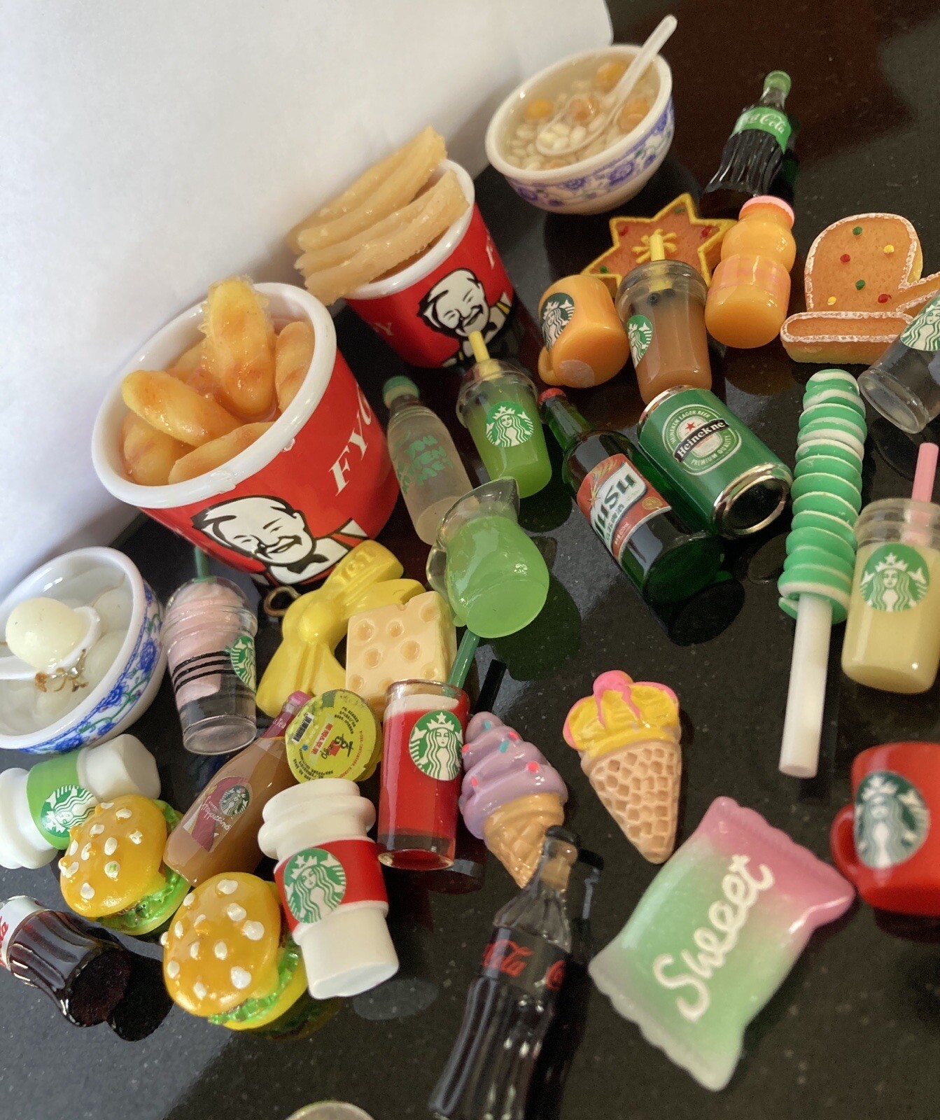 12 MYSTERY SURPRISE MINIATURE SET BARBIE DOLLHOUSE 1/6 SCALE MINI food ...