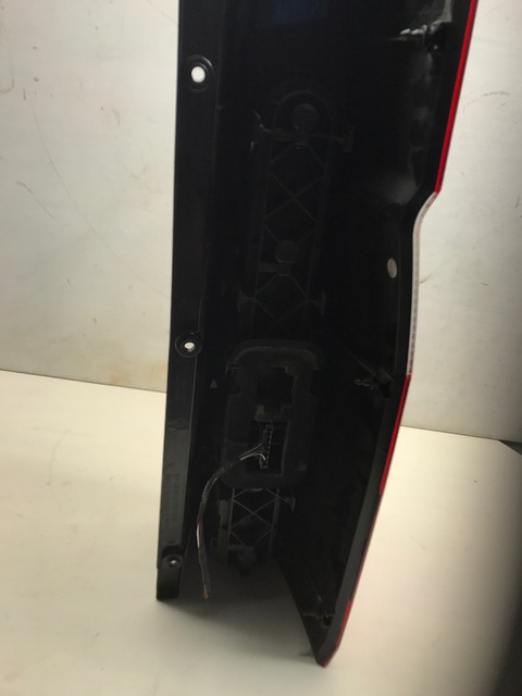 Genuine MERCEDES SPRINTER W906 Rear Light Clips X3 9068200164 for sale ...