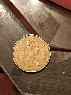 1988 Canadian Loonie 1 dollar coin in excellent pristine condition | eBay