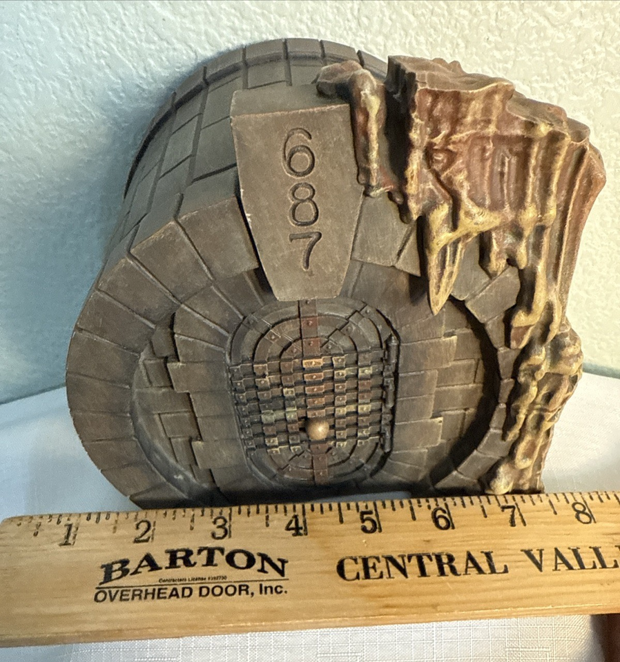 Harry Potter Wizarding World of Harry Potter Gringotts Vault Coin Bank ...