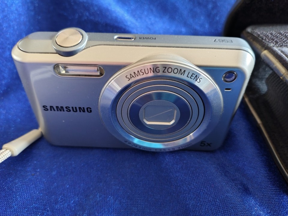 Nikon Coolpix L330 Digital Camera Black, Samsung ES67 Digital camera ...