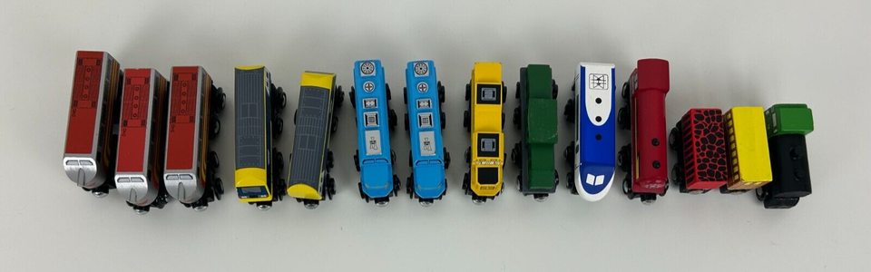 Maxim LOT Wood Trains Engines Train Cars Wooden Painted Toys Magnetic ...