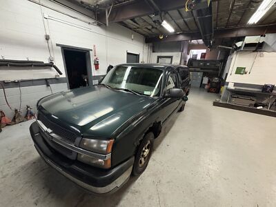 Used Rear Axle Assembly Rear fits: 2004 Chevrolet Silverado 1500 pickup ...