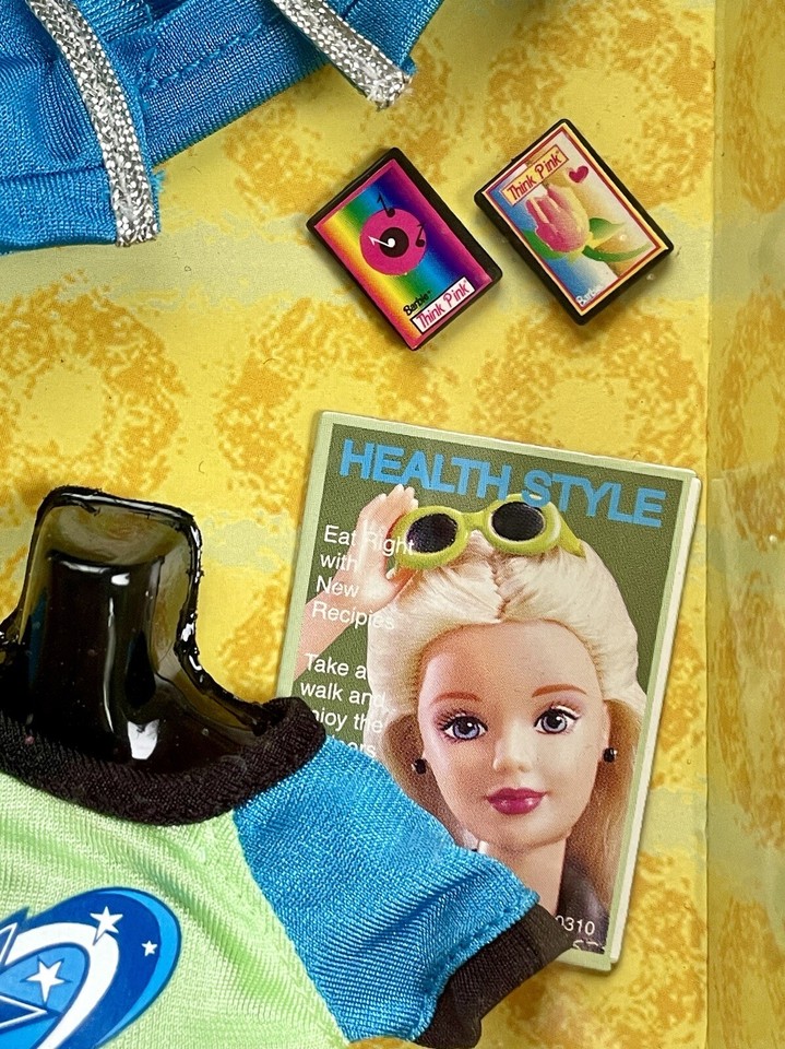 Barbie In-Line Skater Lifestyles Fashion Avenue with Walkman 1999 New ...