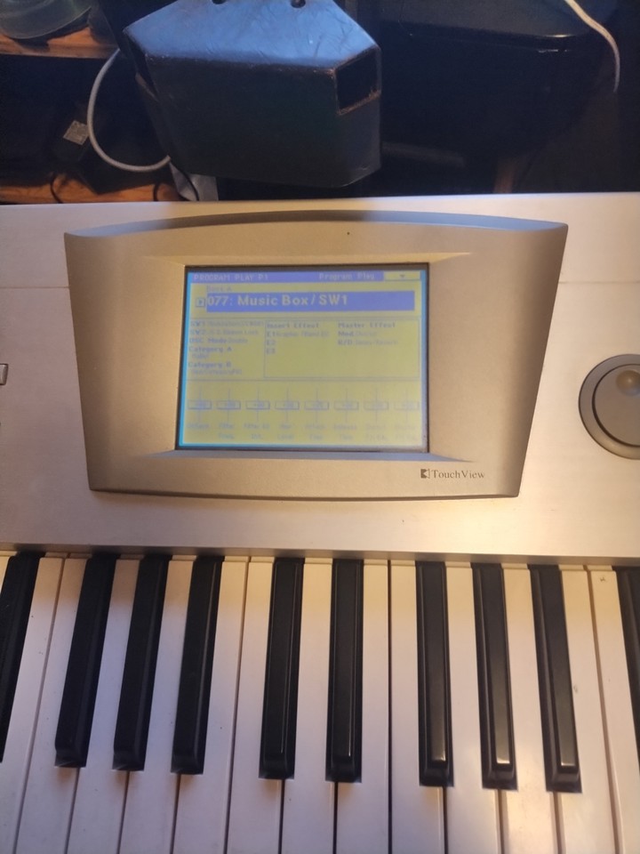 Korg Trinity 61-Key Polyphonic Keyboard Workstation - Silver | eBay