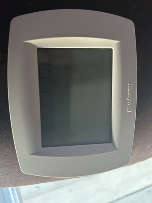 Honeywell TH8320U1008 VisionPRO 8000 Touchscreen 7-Day Programmable ...