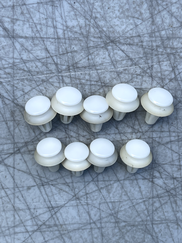 2018 FIAT 500L TREKKING 4DR REAR DOOR PANEL SKIN MOUNTING CLIPS (SET OF ...