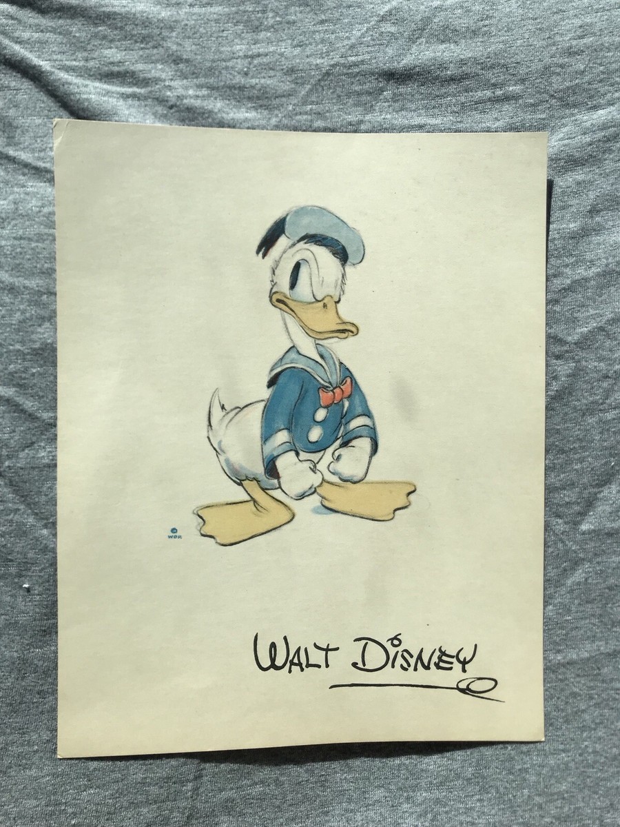 Donald Duck Signature