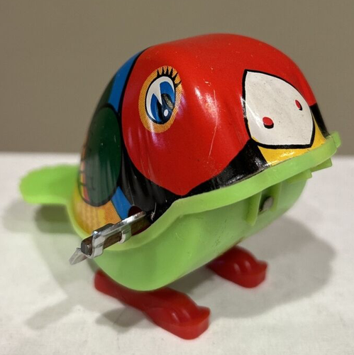 Yone Walking Bird Parrot Tin TOY Wind Up Made in Japan #2172 1970s ...