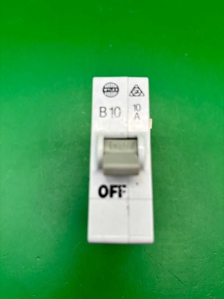 Wylex Plug In MCB Fuse Replacement B6 B10 B16 B20 B32 B40 - NO BASE ...