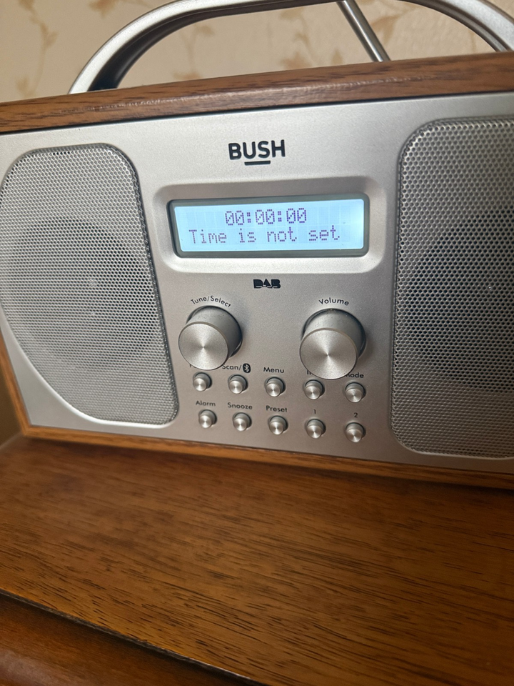Bush Bluetooth DAB FM Radio Portable Wooden Design LCD Display 7362325 ...
