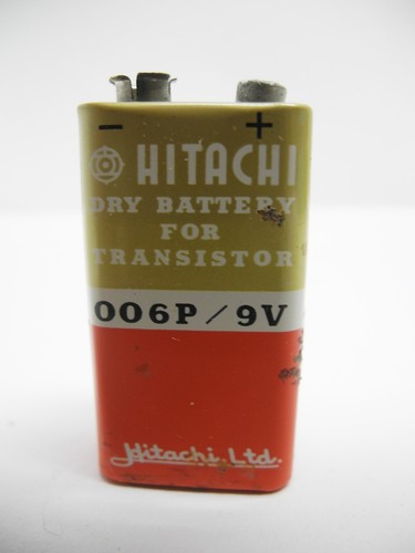 Vintage 1960's Hitachi 9V Battery for Transistor Radios 006P 9V Made in ...