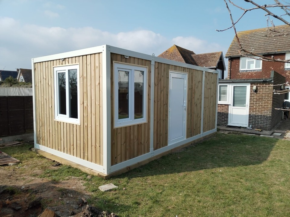 insulated modular office outbuilding garden room man cave pod gym dog ...
