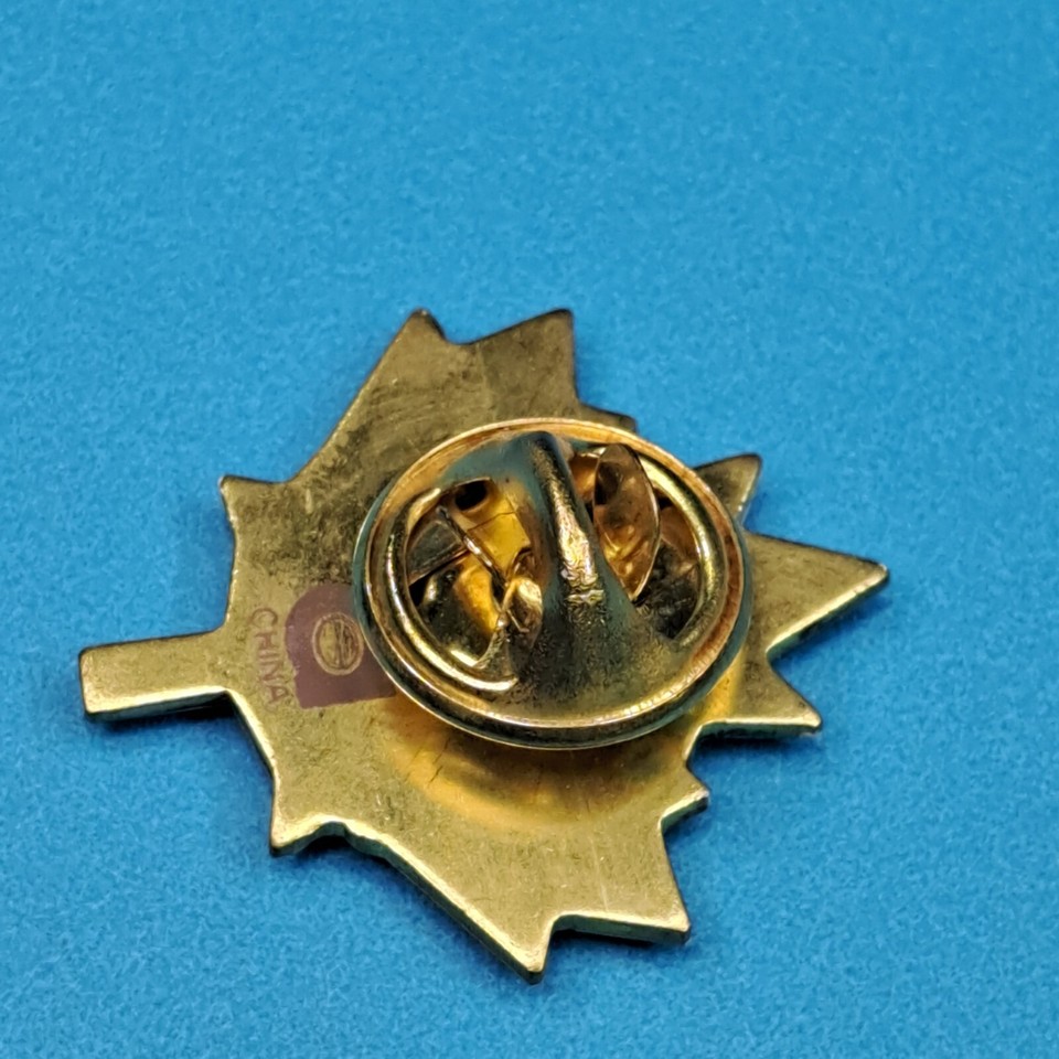 Walmart Employee Pin - Canada Smiley Red Leaf | eBay