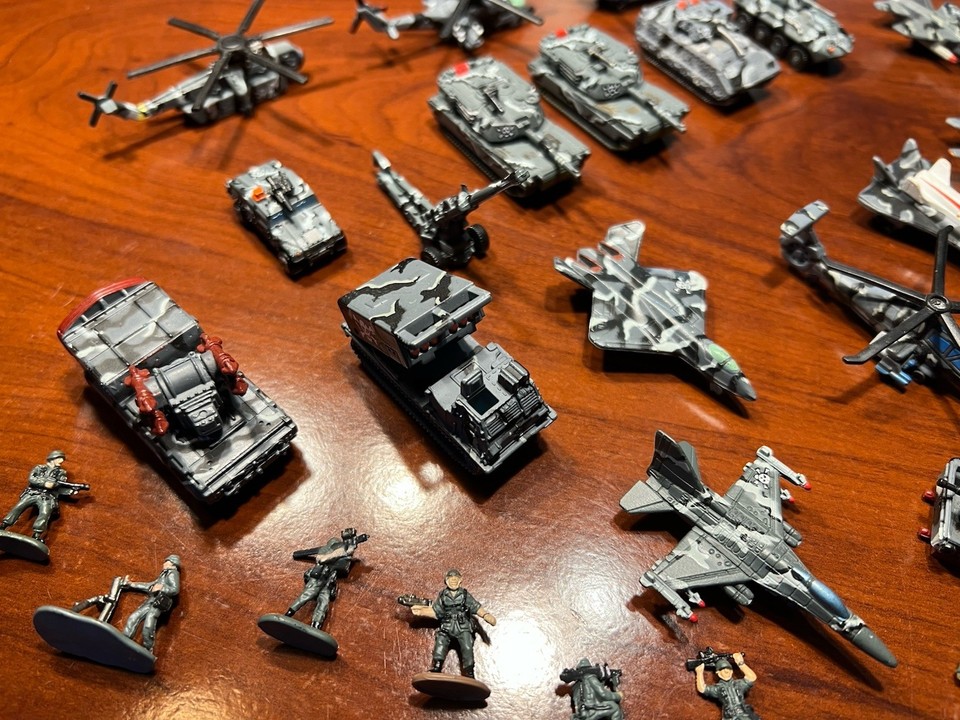 Micro Machines Military Lot of Tanks, Planes Helicopters, & Troops. 35 ...