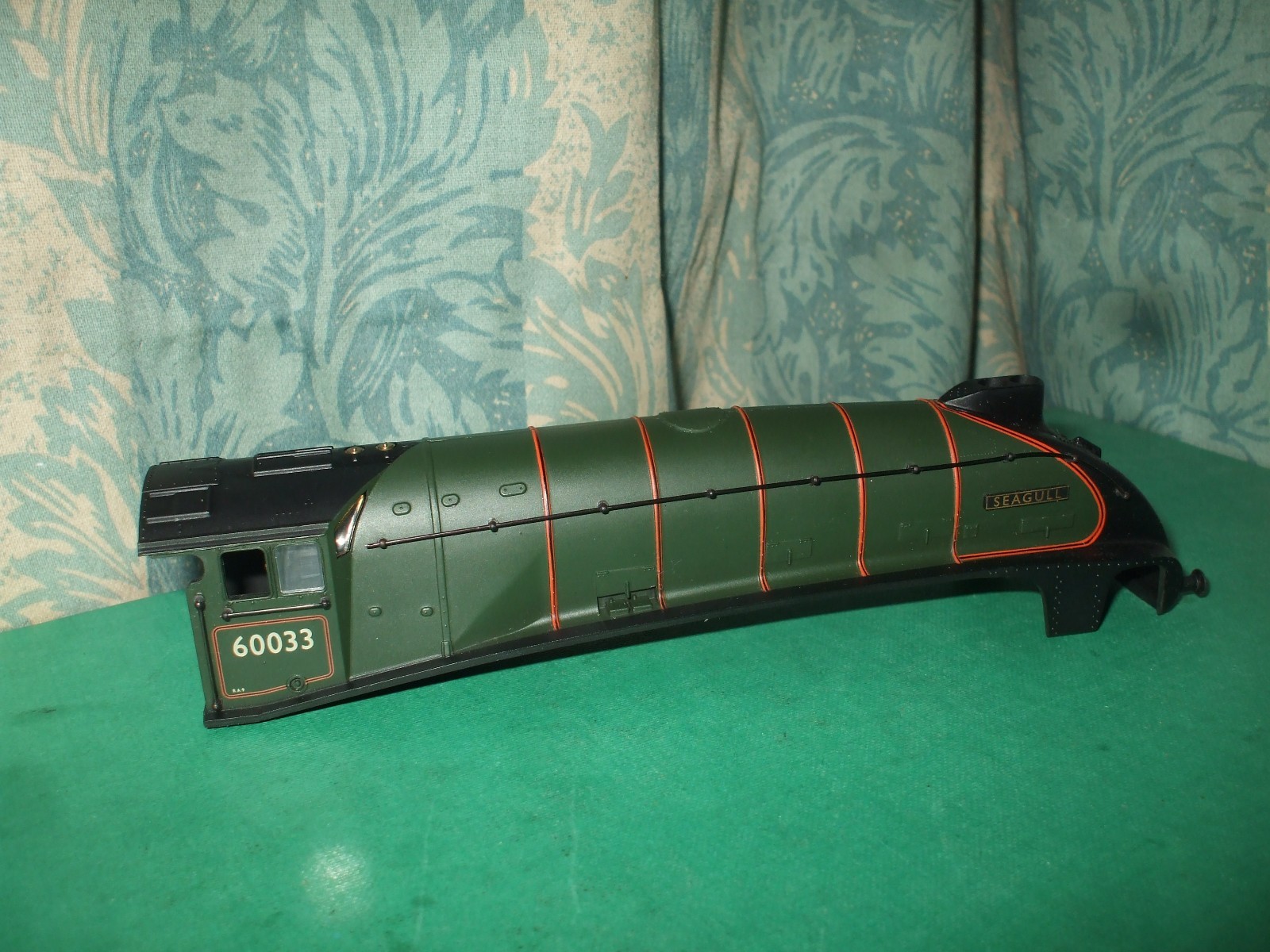 BACHMANN EX LNER A4 CLASS GREEN LOCO BODY ONLY - No.3 - SEAGULL | eBay UK