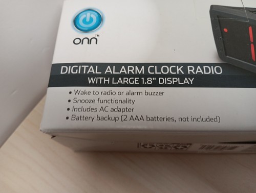 New ONN AM/FM Digital Alarm Clock Radio Large 1.8" Display W/ Battery ...
