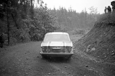 Eeva Heinonen Elisabeth Crellin Volvo 142 Scottish Rally 1972 Old Photo ...