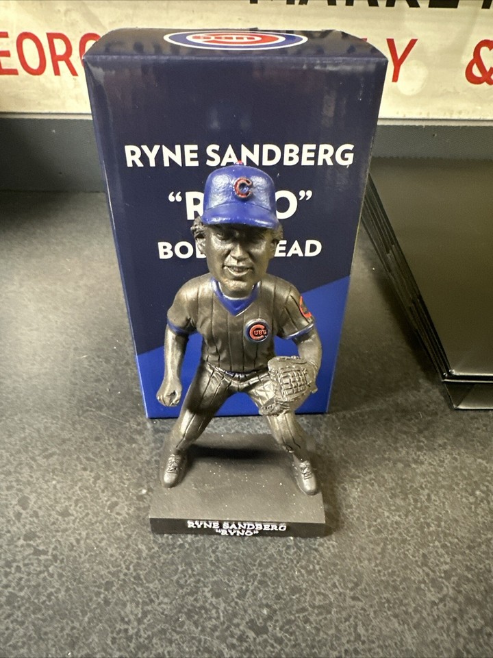 Ryne Sandberg Statue Bobblehead Chicago Cubs SGA 6/23/24 Giveaway NEW ...