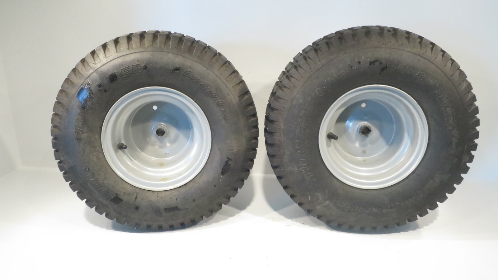 OEM Simplicity COMPLETE SET OF 2 WHEEL AND TIRE SET 1754162 Fits Regent ...