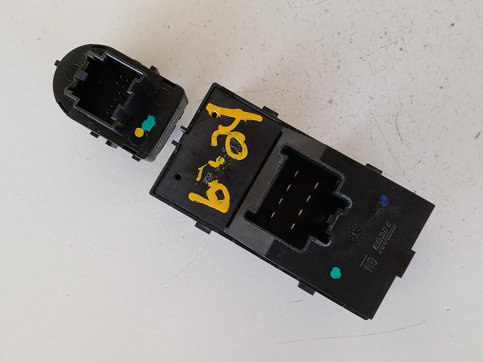 10-17 Chevy Equinox 20917599 Drivers Side Left Master Window & Mirror ...