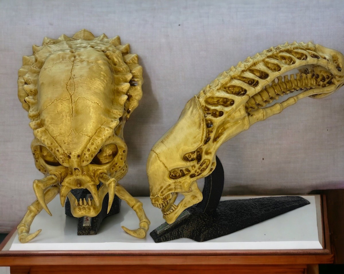 Xenomorph Skull In Predator 2 Predator 2 Making The Predator Suits: