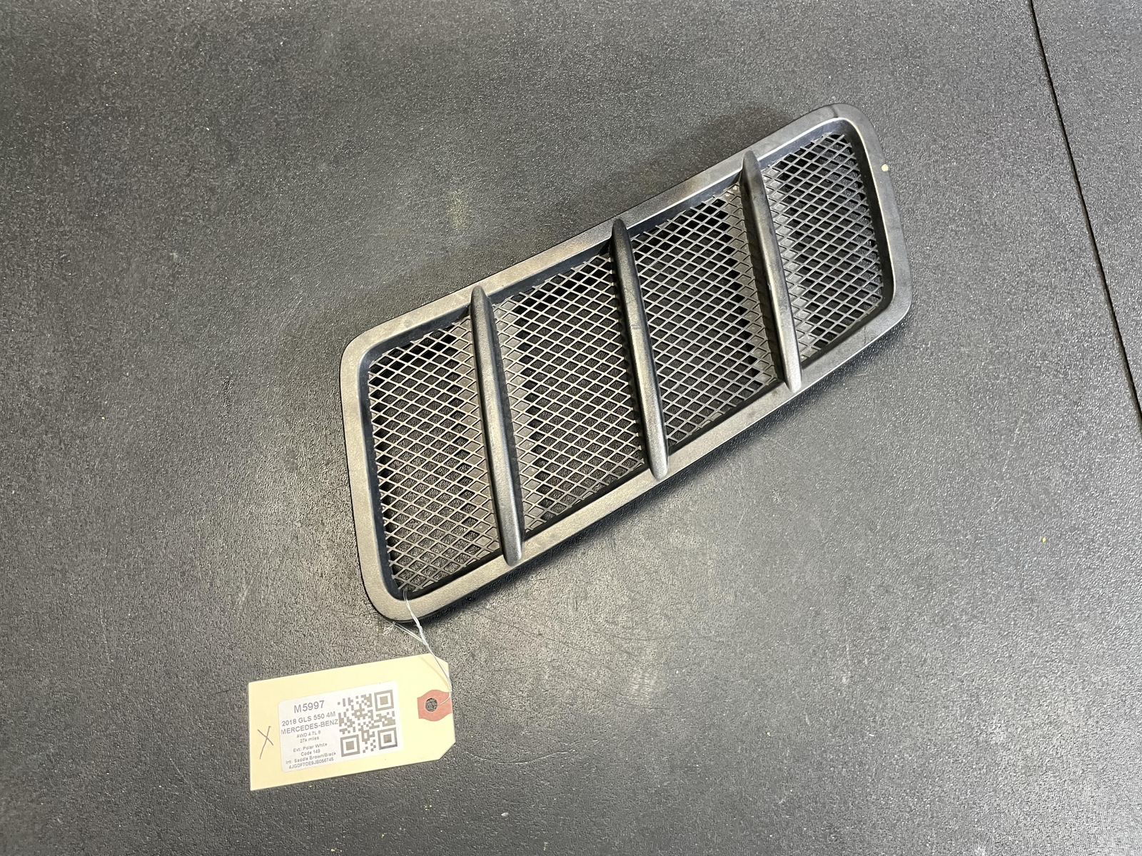 Hood Left Air Grille 2018 Mercedes GLS 550 1668800105 2017 2019 X | eBay