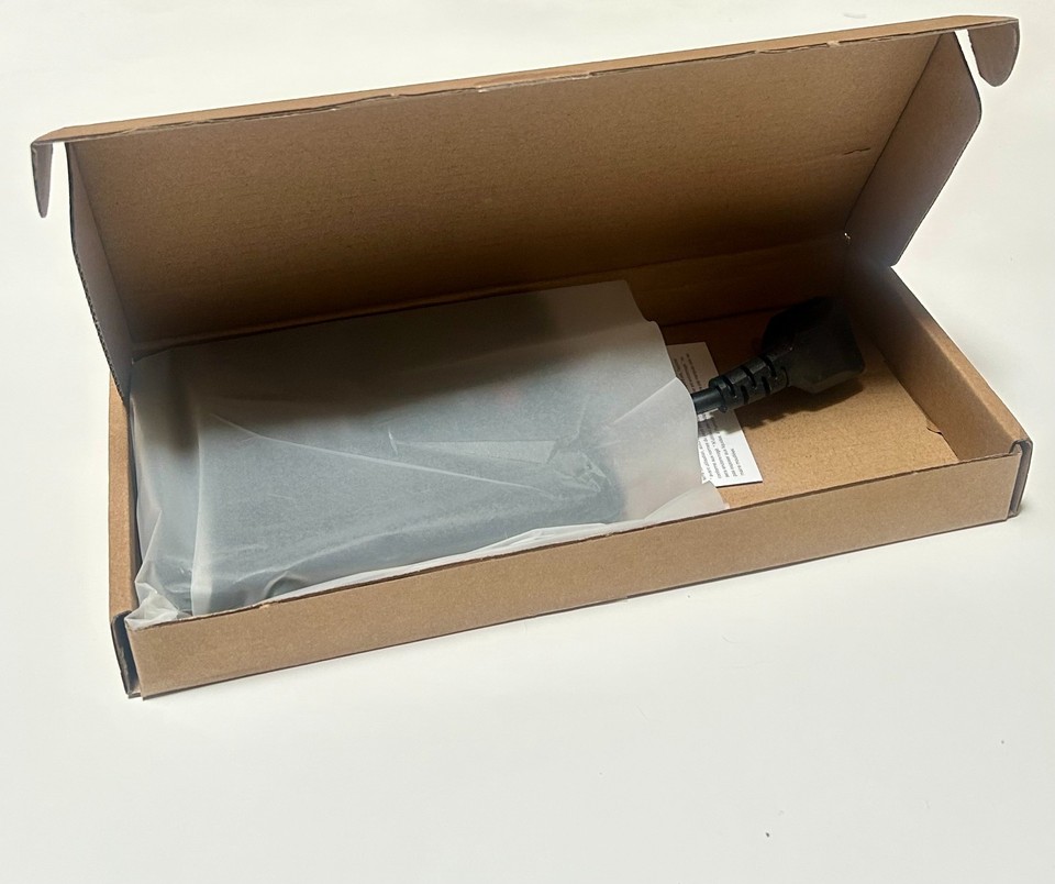 14-in-1 Power Strip Surge Protector 8 AC Outlets 4 USB 2 Type-C Flat ...