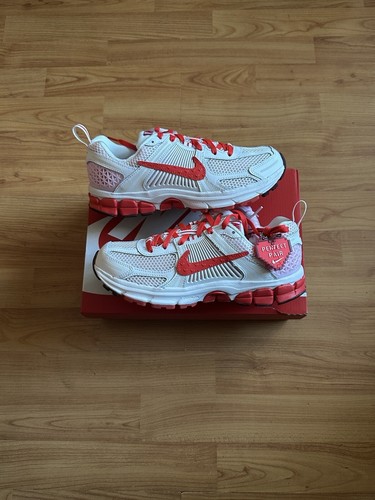 Size 6.5y - Nike Vomero 5 GS "Valentine’s Day 2025” HV5171-121 **SHIPS ...