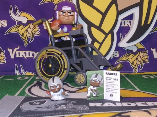 2019 NFL Series 8 Teenymates Oakland Raiders WR Antonio Brown color ...