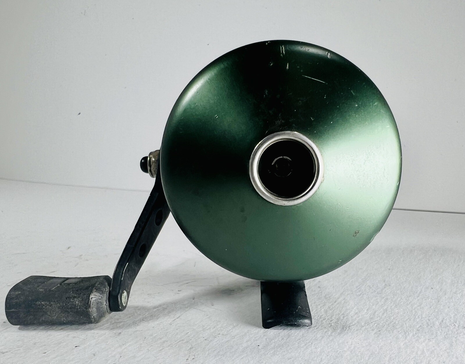 Vintage Spincast Reel Johnson Century 225 (Storage 1) | eBay