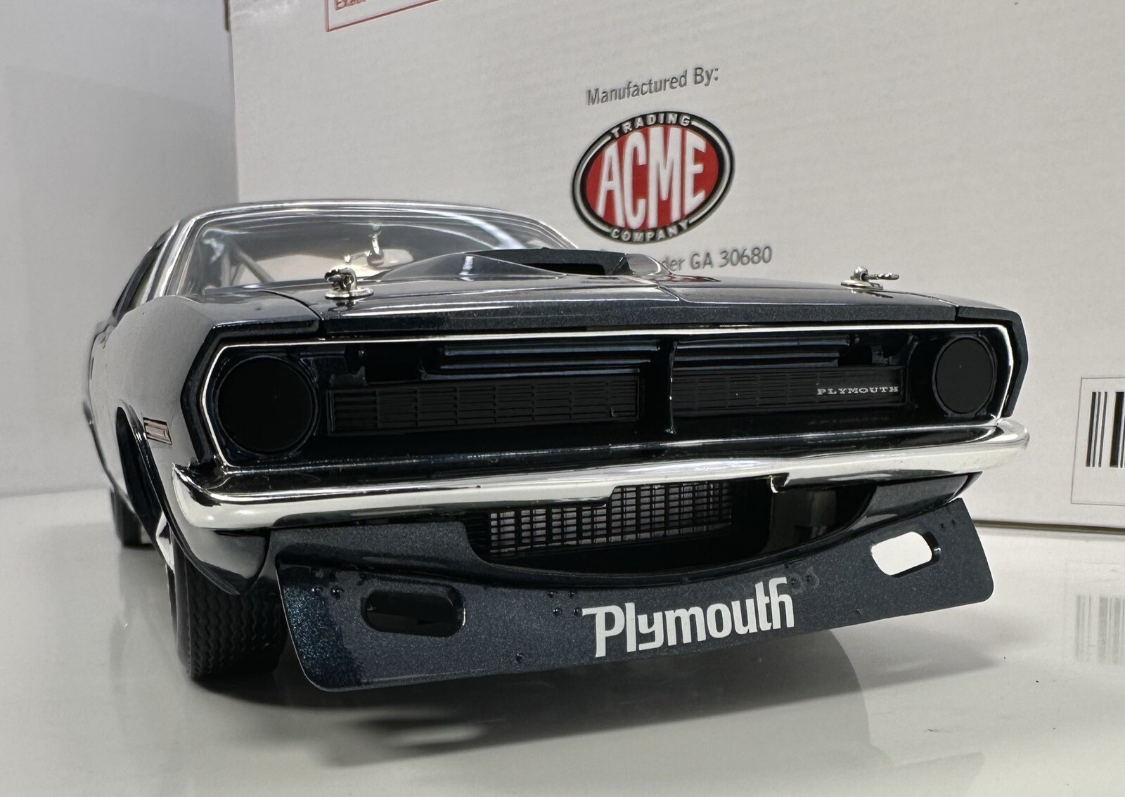 ACME/GMP 1/18 Scale 1970 AAR CUDA W/Dog Dish Wheels & Decals Removed | eBay