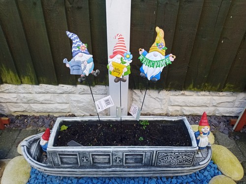 Set Of 3 Garden Gonk Gnomes Metal Garden Stakes Garden Decoration ...