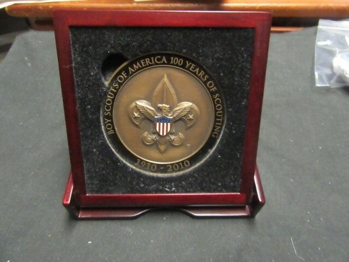 BSA 2010 Calendar Presentation Medallion in Wooden Display Box BM6 | eBay