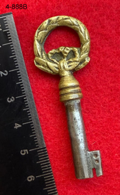 Skeleton Key Fine Genuine Brass Key w/ Fancy Wreath Bow - More Exotic ...