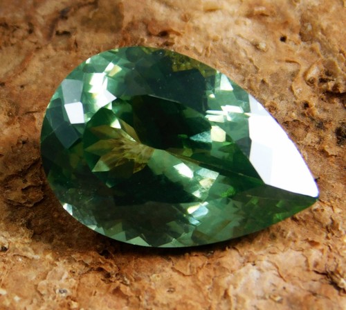 Natural 13.30 Ct Mint Green Sapphire, Pear Shape, Loose Gemstone ...