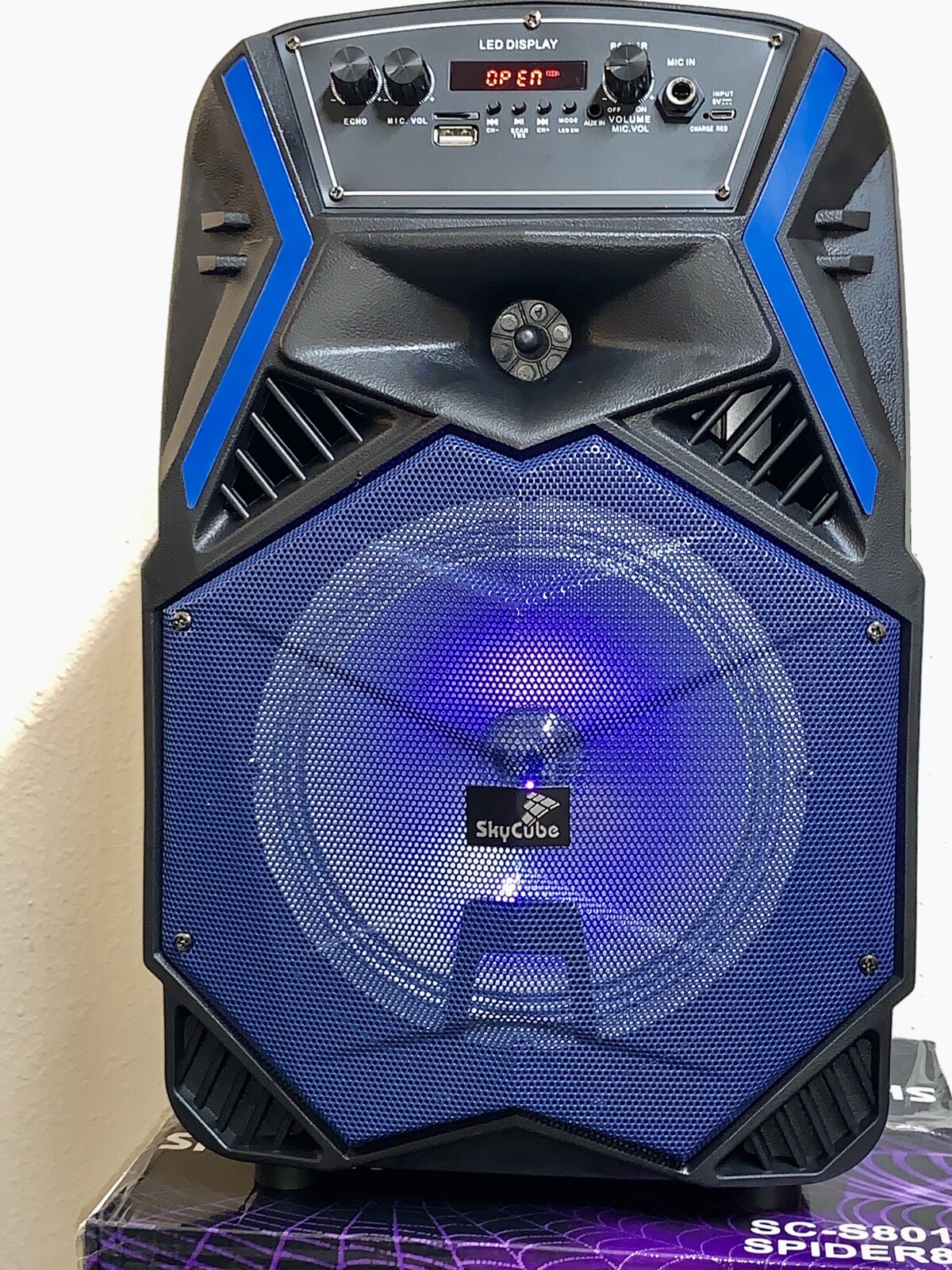 Bluetooth speaker portable ,8”+1 Tweeter SkyCube 5000W P.M.P.O ...